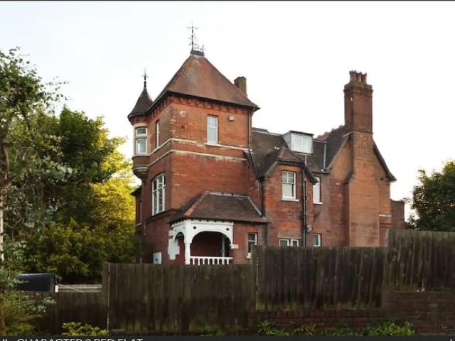 Apartment at Parson Street, Greater London