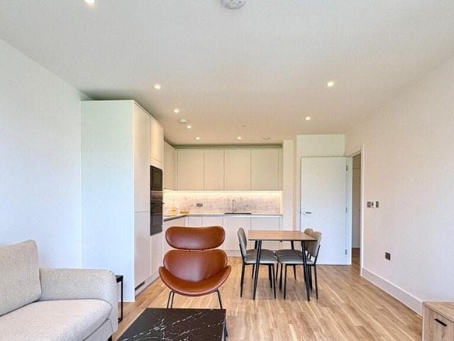 Apartment at Pasteur Close, Greater London