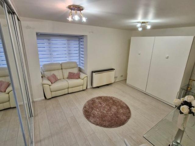 Apartment at Pasteur Close, Greater London
