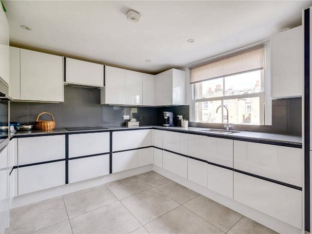 Apartment at Peterborough Road, Greater London