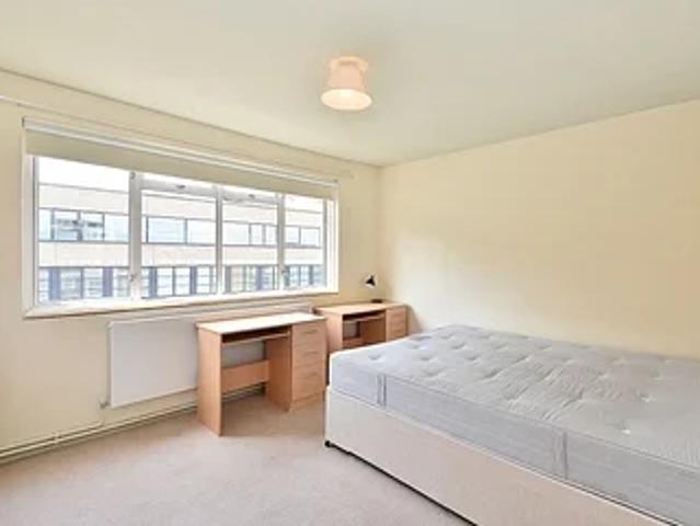 Apartment at Peterborough Road, Greater London
