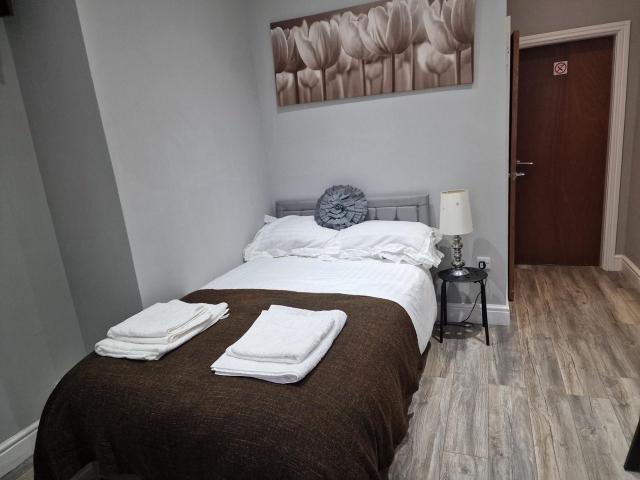 Apartment at Peveril Mount, Bradford