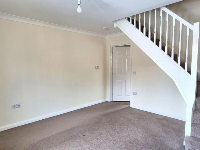 Apartment at Pearl Court, South Holland