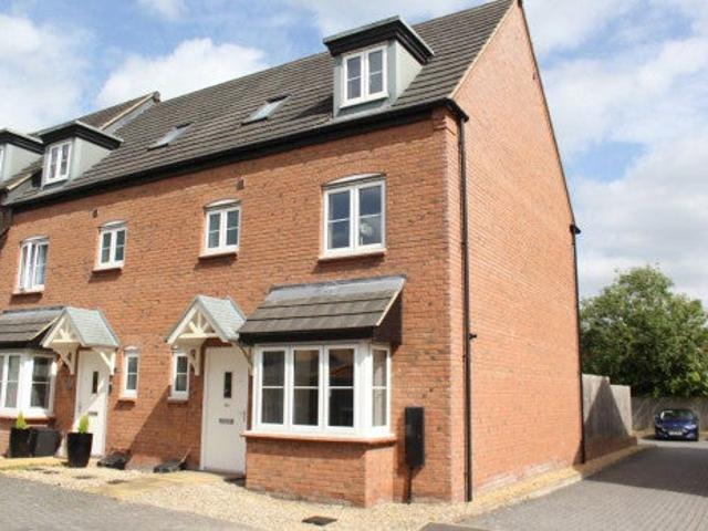 Apartment at Pearl Brook Avenue, Stafford