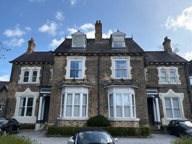 Apartment at Pearson Avenue, Hull
