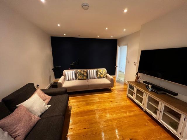 Apartment at Peartree Way, Greater London