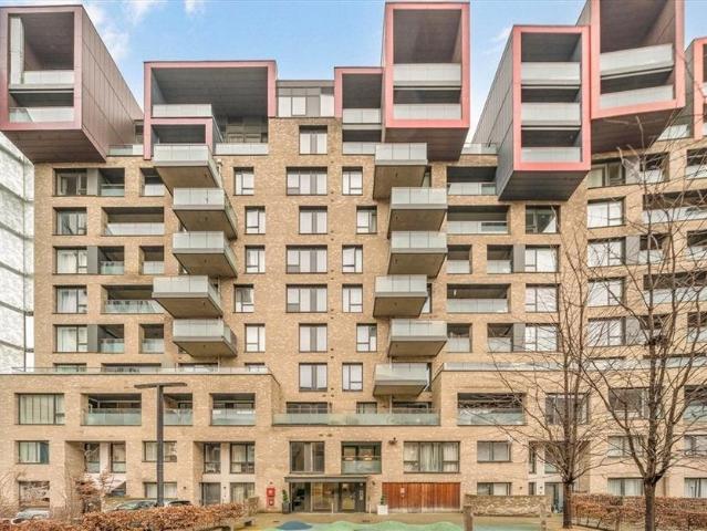 Apartment at Peartree Way, Greater London
