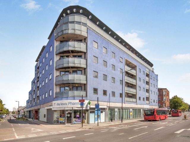 Apartment at Peckham High Street, Greater London