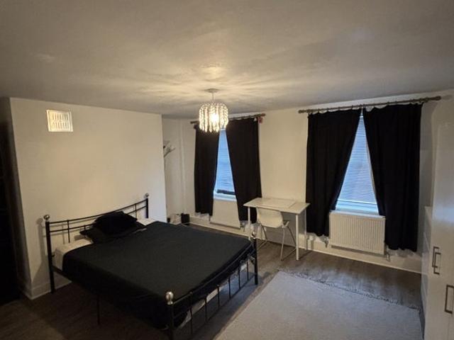 Apartment at Peckham Hill Street, Greater London