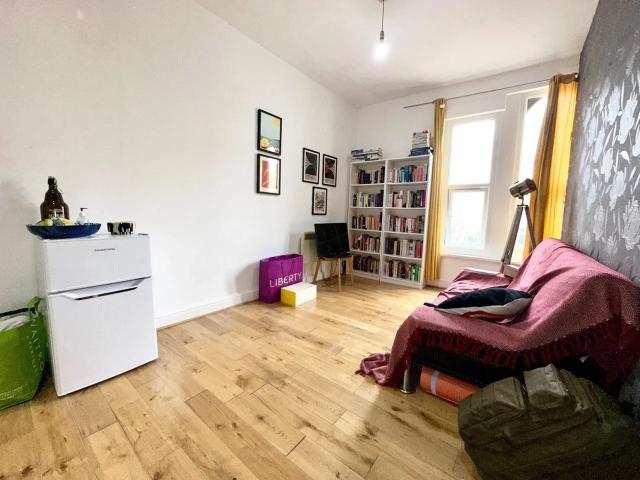 Apartment at Peckham Road, Greater London