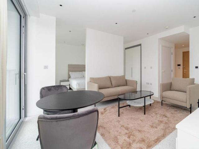 Apartment at Pedley Street, Greater London