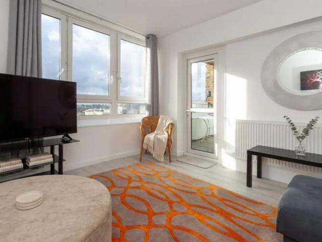 Apartment at Peerless Street, Greater London