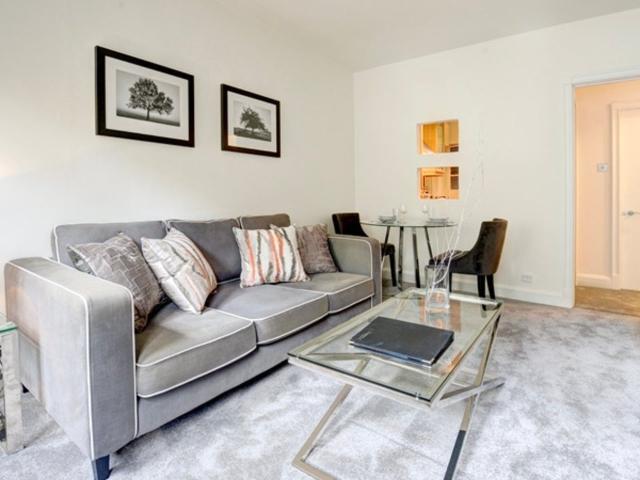 Apartment at Pelham Crescent, Greater London