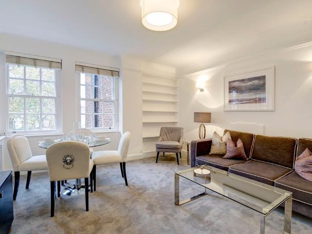 Apartment at Pelham Crescent, Greater London