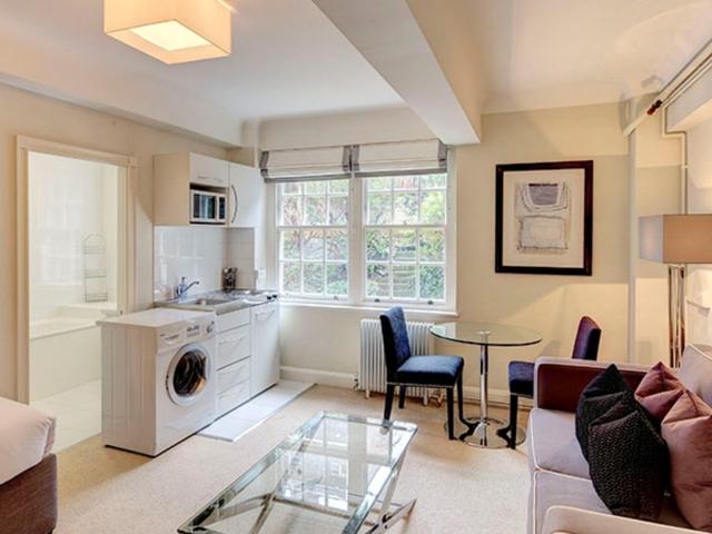 Apartment at Pelham Crescent, Greater London