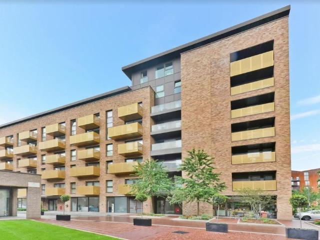 Apartment at Pell Street, Greater London
