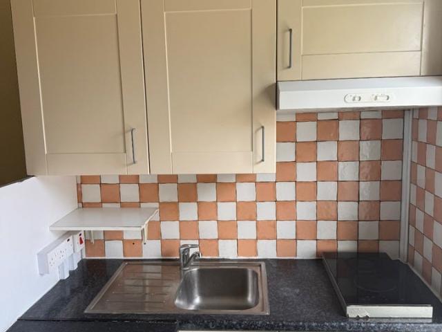 Apartment at Pellatt Grove, Greater London