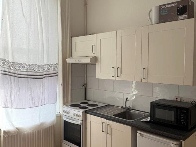 Apartment at Pellatt Grove, Greater London