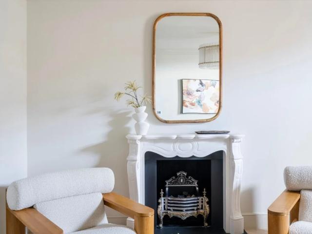 Apartment at Pembridge Gardens, Greater London