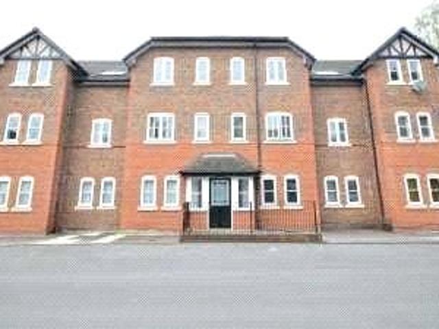 Apartment at Pencarrow Close, Manchester
