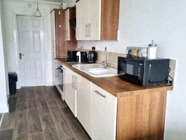 Apartment at Pencisely Road, Cardiff