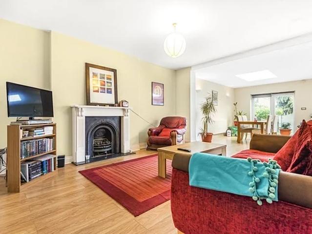 Apartment at Pendennis Road, Greater London