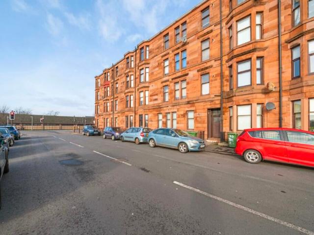 Apartment at Peninver Drive, Glasgow