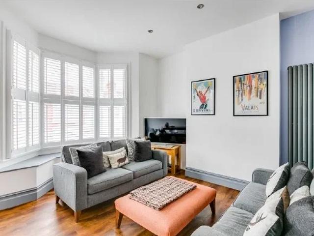 Apartment at Pennard Road, Greater London