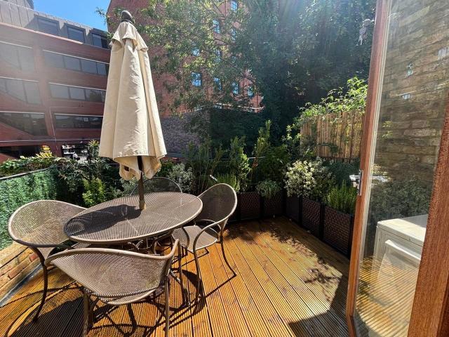 Apartment at Pennard Road, Greater London