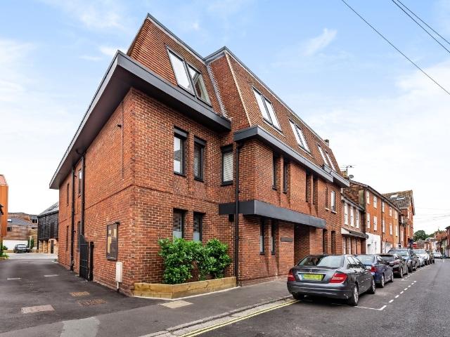 Apartment at Pennyfarthing Street, Salisbury
