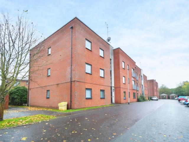 Apartment at Penstock Drive, Stoke on Trent