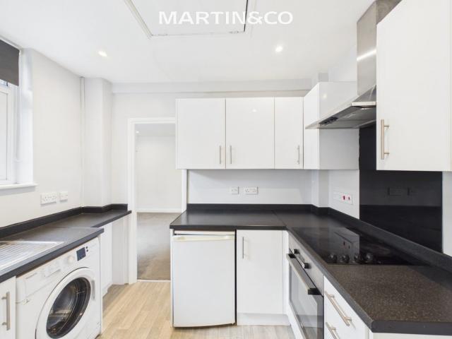 Apartment at Penton Avenue, Borough of Spelthorne
