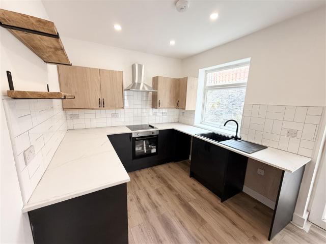 Apartment at Pentregethin Road, Swansea