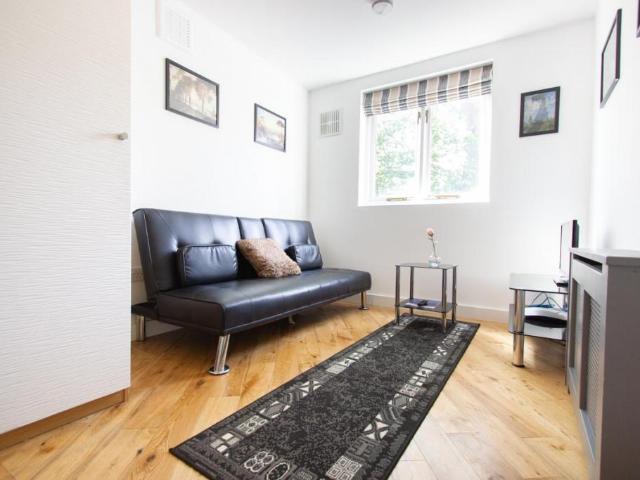 Apartment at Penywern Road, Greater London