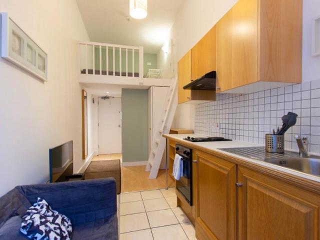 Apartment at Penywern Road, Greater London