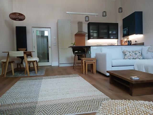 Apartment at Penywern Road, Greater London