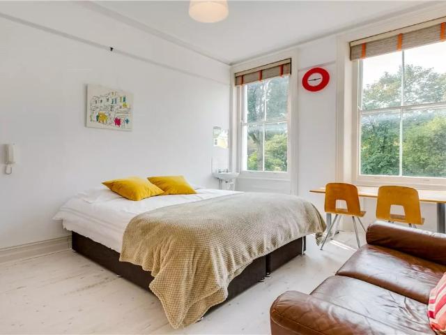 Apartment at Penywern Road, Greater London