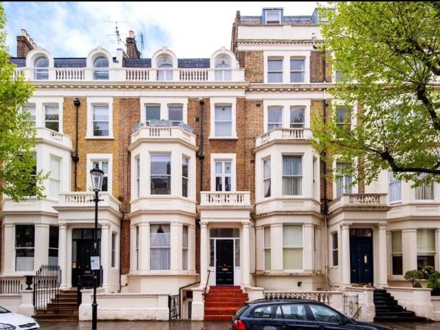 Apartment at Penywern Road, Greater London