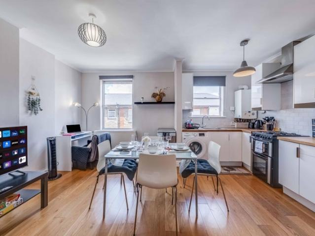 Apartment at Penzance Street, Greater London