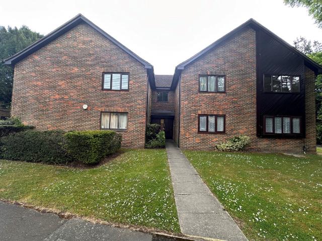 Apartment at Pepys Close, Greater London
