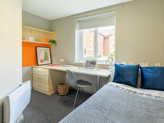 Apartment at Pershore Road, Birmingham