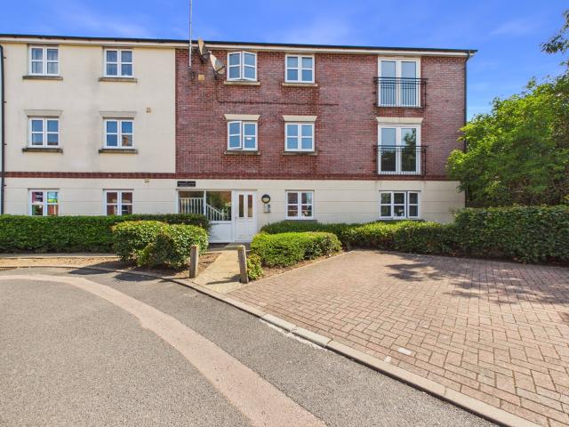 Apartment at Persimmon Gardens, Cheltenham
