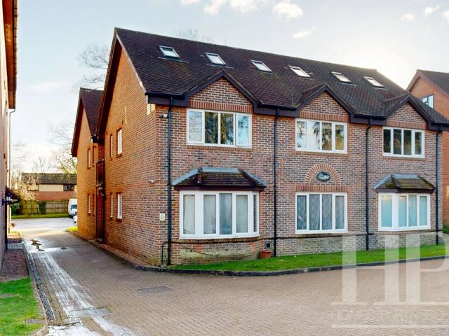 Apartment at Perryfield Road, Crawley