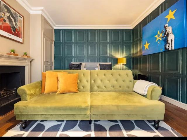 Apartment at Philbeach Gardens, Greater London