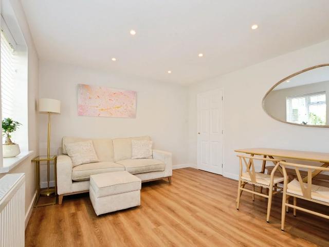 Apartment at Phillimore Place, Hertsmere