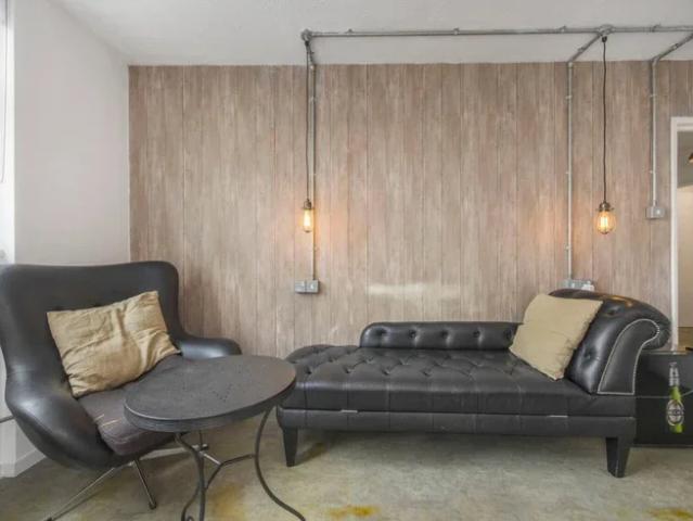 Apartment at Pickard Street, Greater London