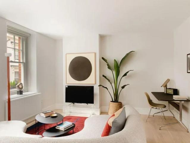 Apartment at Picton Place, City of Westminster