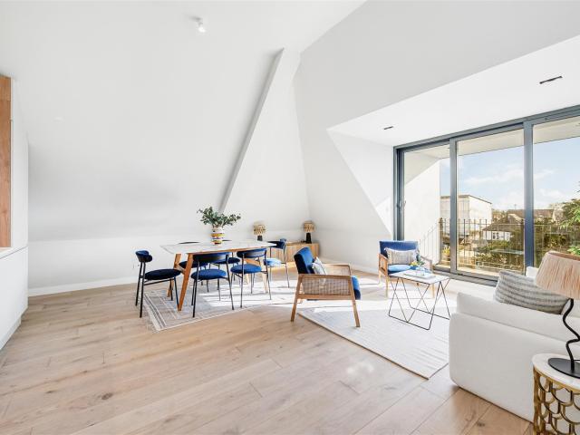 Apartment at Pierrepoint Road, Greater London
