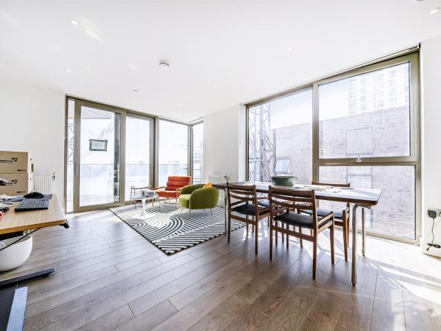 Apartment at Pilot Walk, Greater London