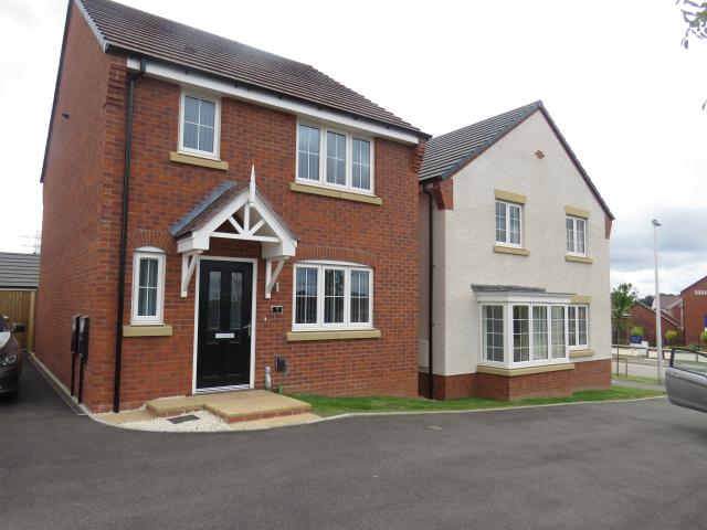 Apartment at Pinewood Avenue, Warwick